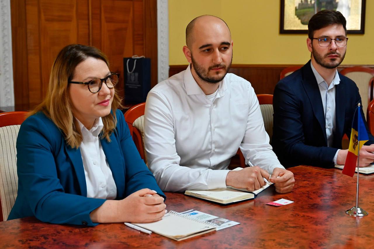 Investiții în laboratoare STEAM pentru instituțiile educaționale din ...